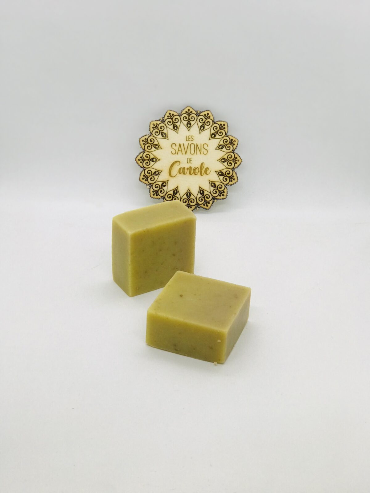 Bienfaits thérapeutiques des ingrédients du savon naturel artisanal L ...